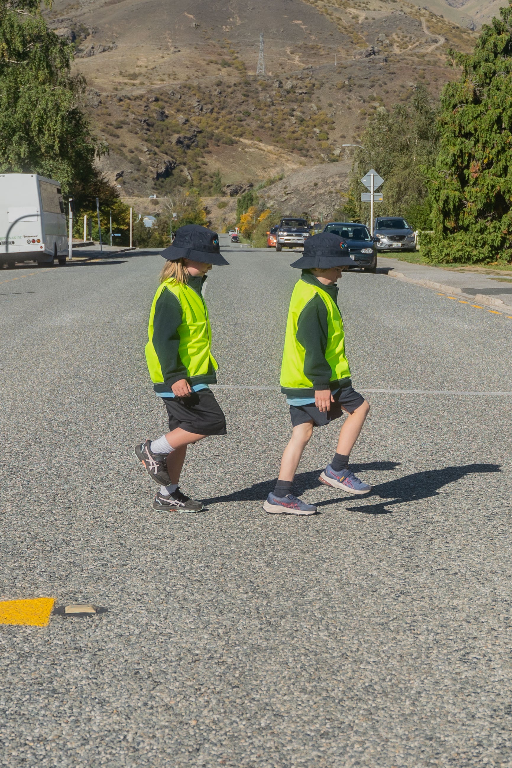 Cromwell Primary School Hi Vis Vest – The Outfitters